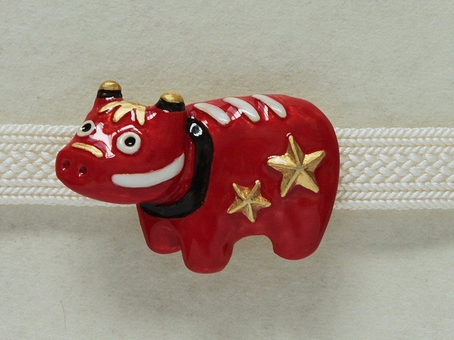 赤べこの 帯〆 G4600-18 数 SUU ブランドの牛の帯留め 三分紐用に モダンな帯留め 立体感ある帯留め(帯留め)｜売買されたオークション情報、yahooの商品情報をアーカイブ公開 ...