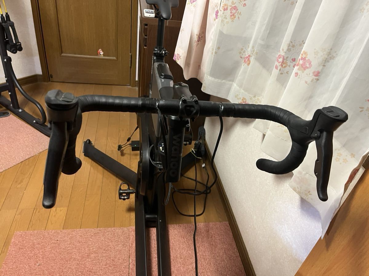 Yahoo!オークション - Wahoo KICKR BIKE/ワフー キッカーバイク/屋内用...