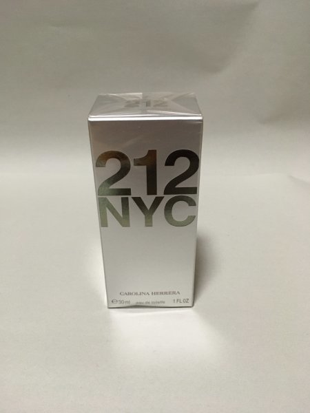 Yahoo!オークション - 未使用品 キャロライナヘレラ 212 EDT 30ml