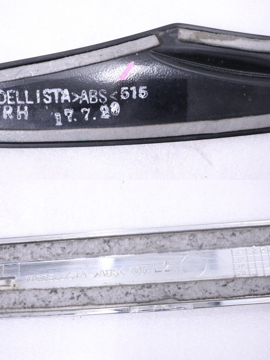 Yahoo!オークション - 33-518 モデリスタ ZVW50 プリウス メッキモール...