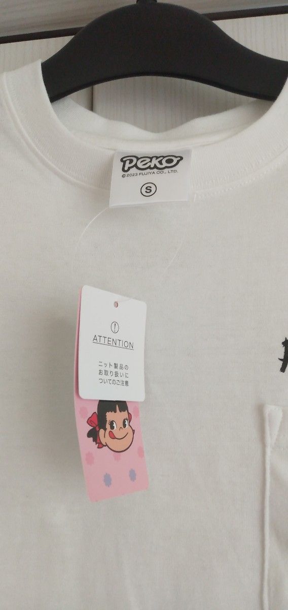 新品タグ付 ペコ&ポコ Peco&Poco Tシャツ 白 ユニセックス 新品タグ付 ペコ&ポコ Peco&Poco Tシャツ 白 ユニセックス
