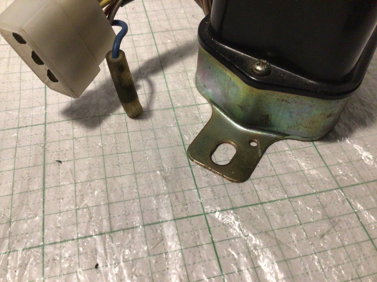 ボルテージレギュレーター 27700-31011 ハイエース タウンエース ライトエース 20 30 100 026000-1752 クラウン セリカLB ダルマ コロナ(トヨタ用)｜売買され ...