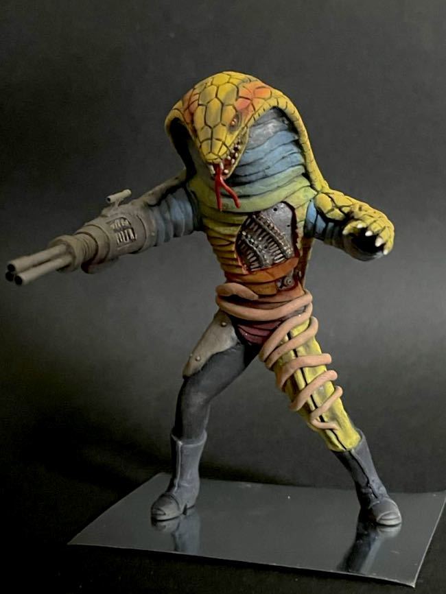 D HGガチャ改造リペイント マシンガンスネーク改訂版 仮面ライダーV3 デストロン改造人間 自立可能(怪人、戦闘員)｜売買されたオークション情報、yahooの商品情報をアーカイブ公開 ...