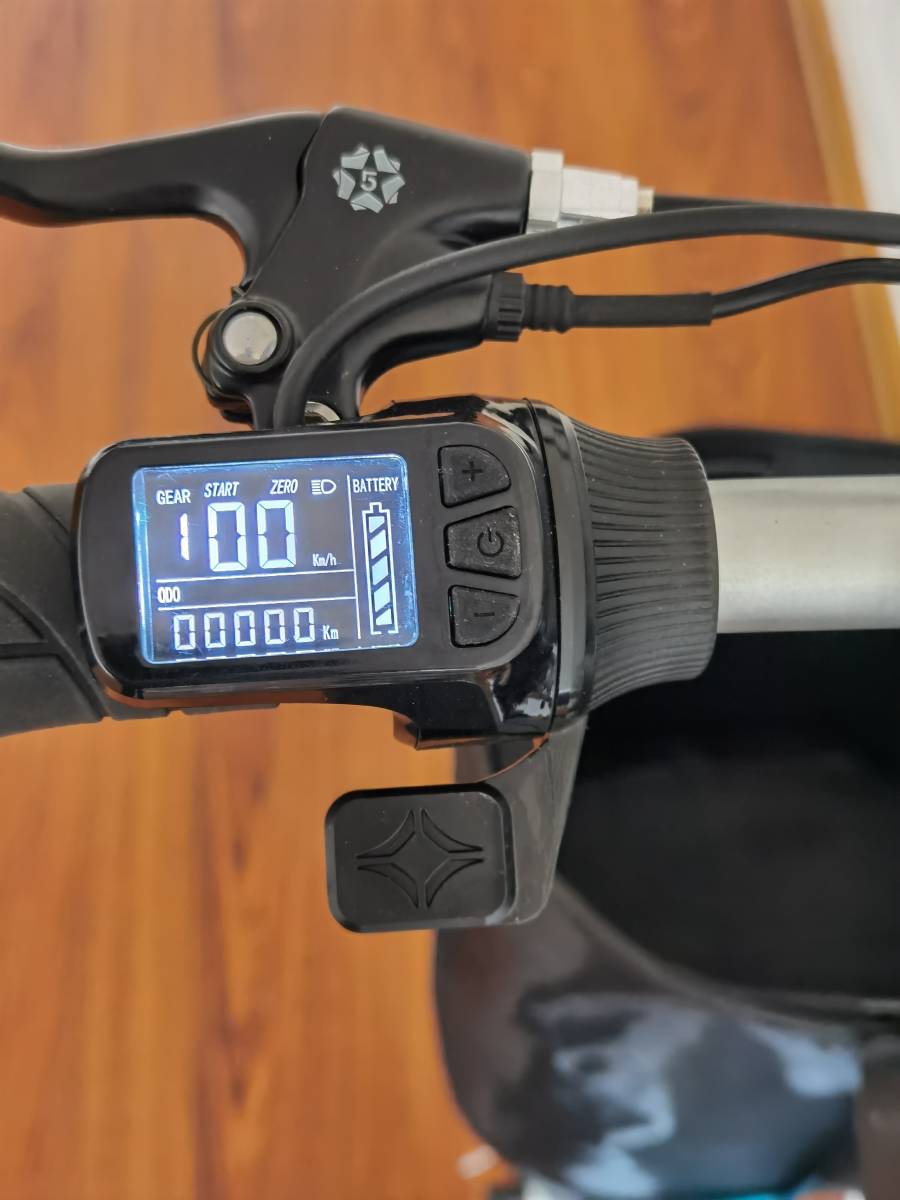 展示車、 SHIMANO6段ギア装着 モベット電動自転車「FromA 電動版 展示車、 SHIMANO6段ギア装着 モベット電動自転車「FromA 電動版