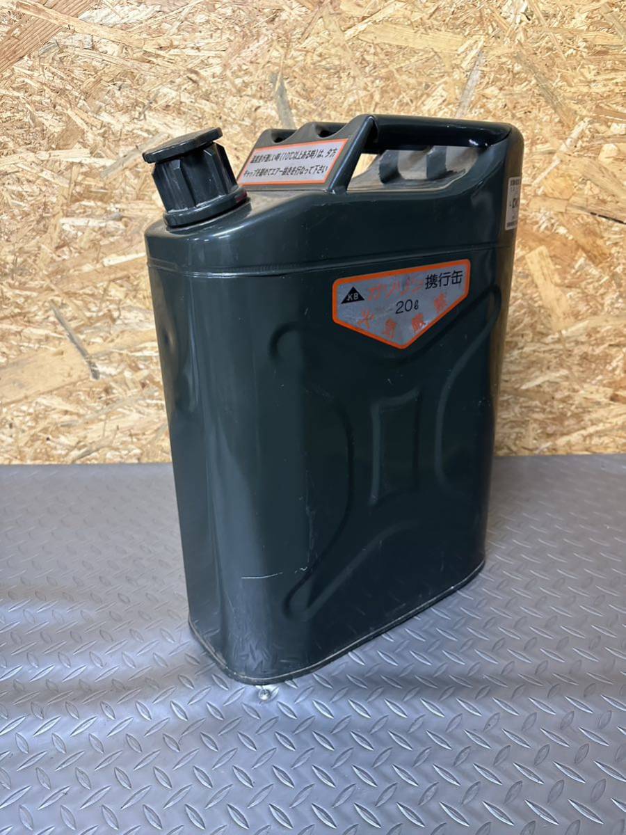 Yahoo!オークション - 美品 小林物産 KS-20Z ガソリン携行缶 ジープ缶 ...