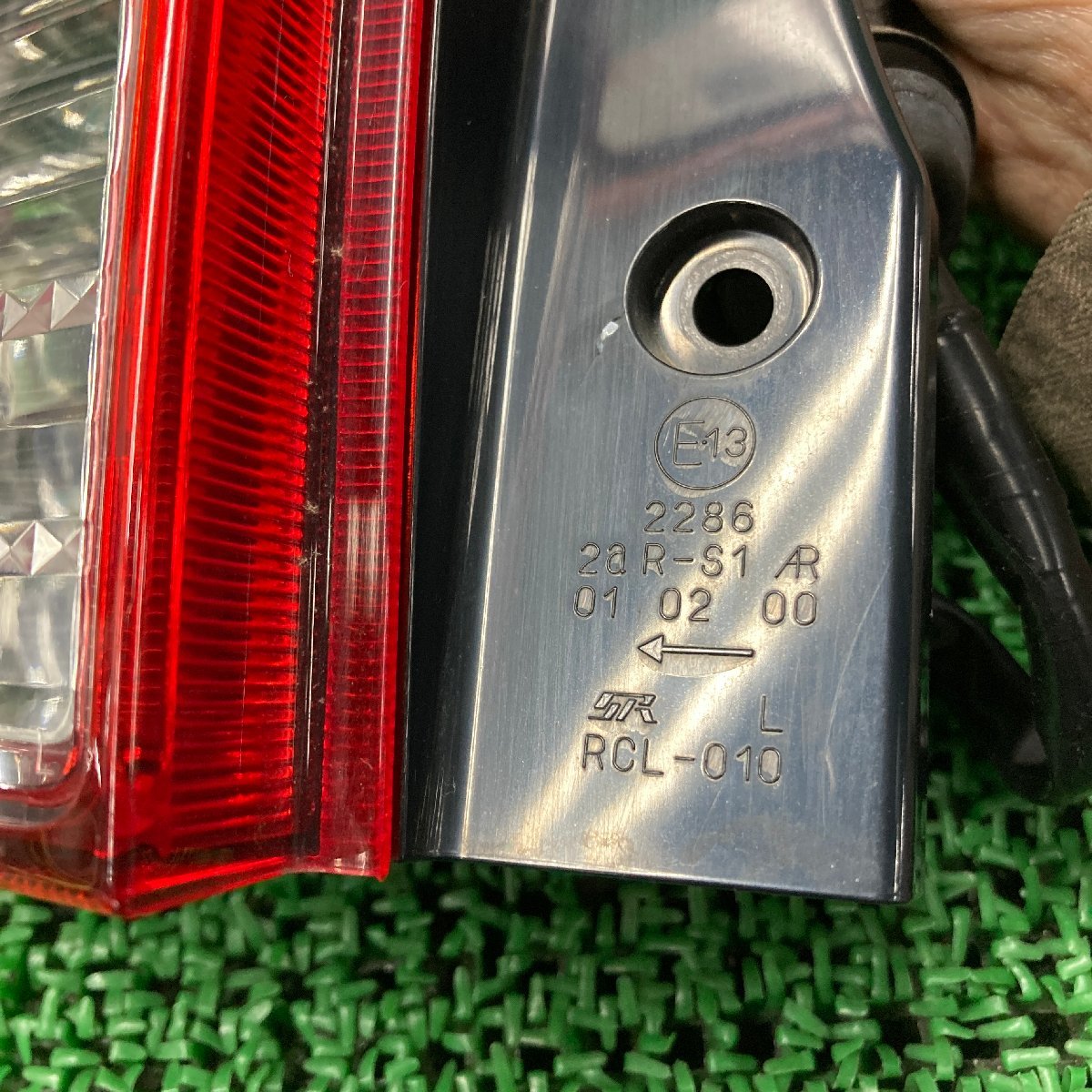 Yahoo!オークション - オッティ M H92W 左 テールランプ テールライト...