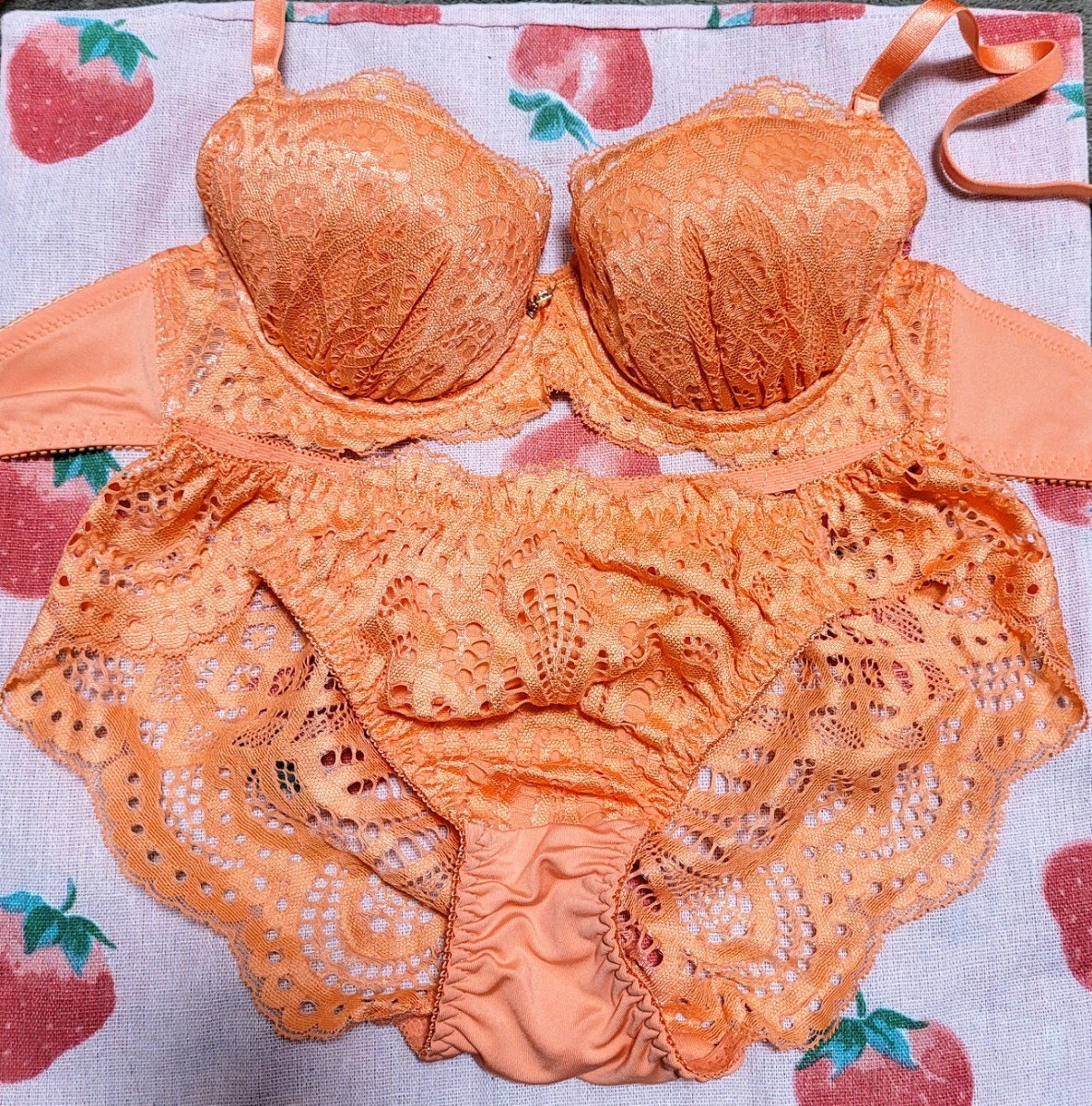 Yahoo!オークション - 【小胸】細身ブラジャーショーツセット C65 女性...