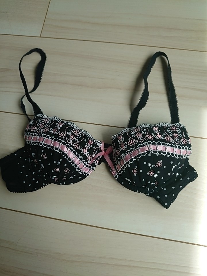 Yahoo!オークション - tutuanna ブラジャーのみ3点セット B70