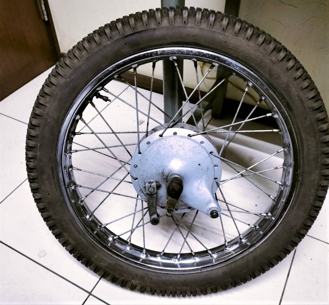 Yahoo!オークション - スズキ ウルフ T125 リアホイール (検索) SUZUKI...