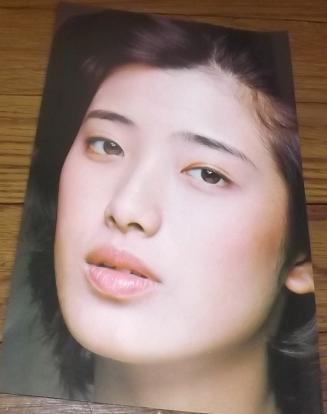 Yahoo!オークション - 70年代女優【山口百恵⑤】ピンナップ 送料140円