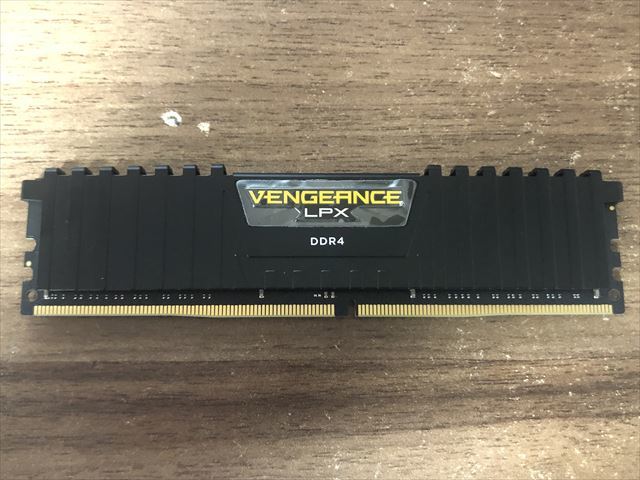 Yahoo オークション Corsair Ddr4 Ddr4 Pc4 25600 メモリモジュール