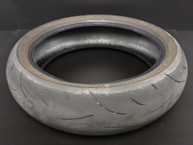 Yahoo!オークション - 激安 ダンロップ製D214 160/60ZR17 CBR400RRZXR4...