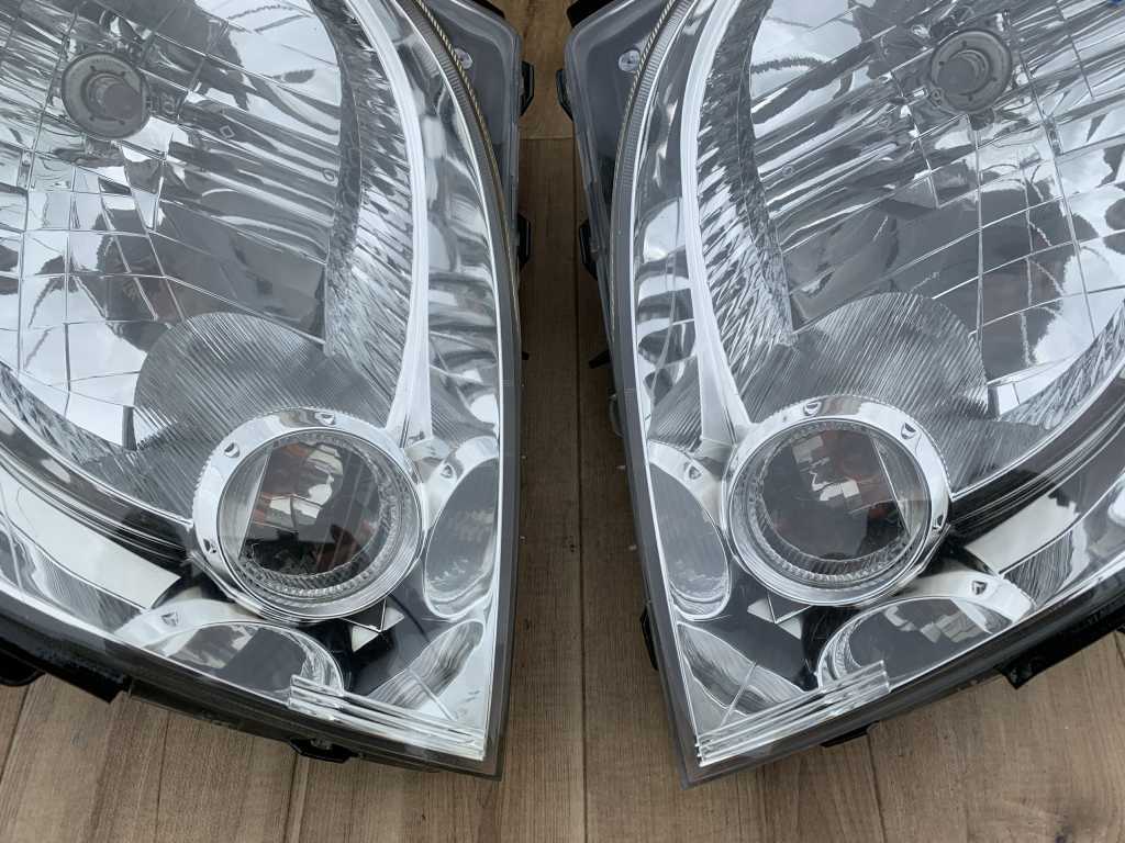 Yahoo!オークション - 311 日産 B30/NB30 ラフェスタ 前期 ヘッドライ...