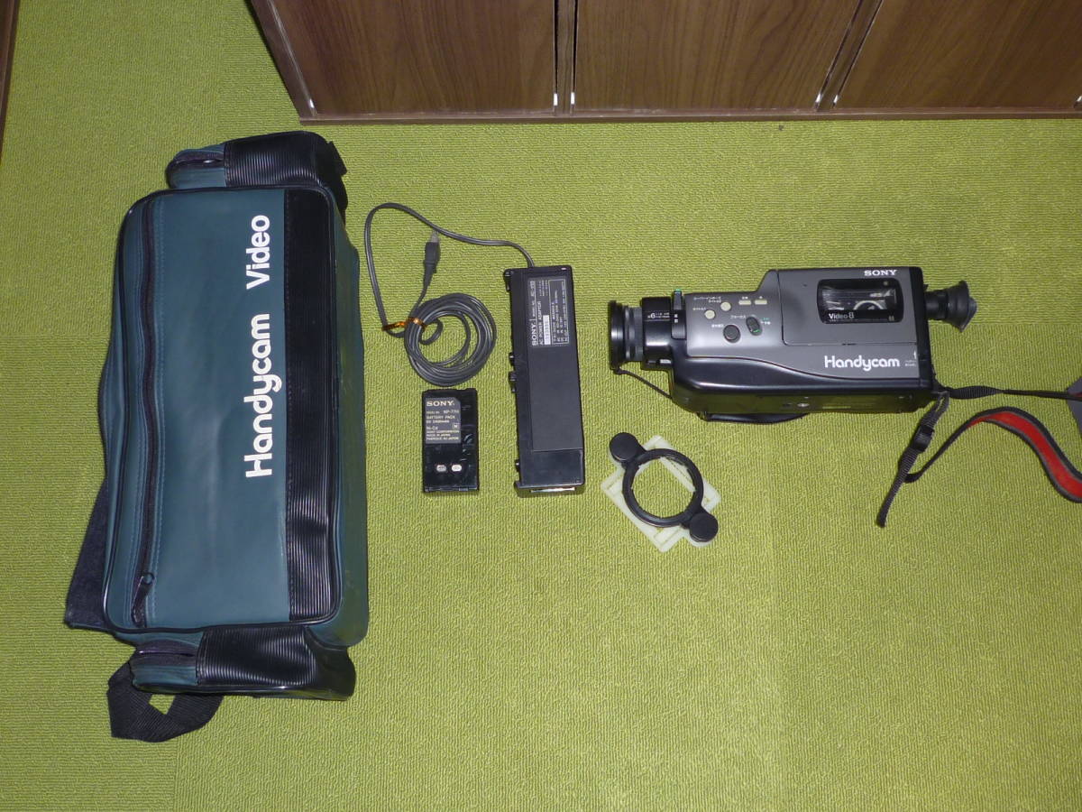 Yahoo オークション Sony Handycam Ccd F330 Acアダプター バッテリ
