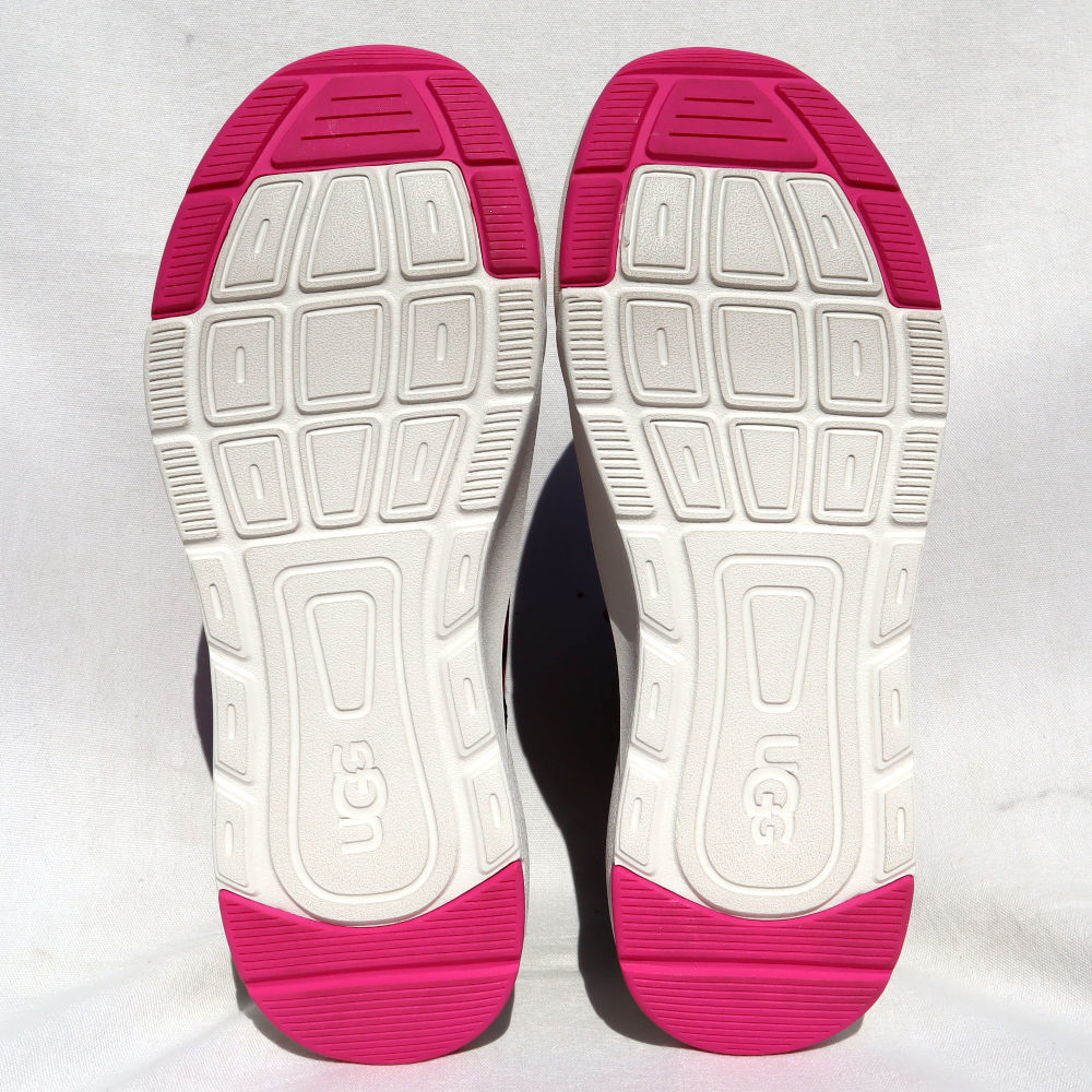 Yahoo!オークション - 新品 UGG アグ スニーカー 定価17 600円 ロゴス...