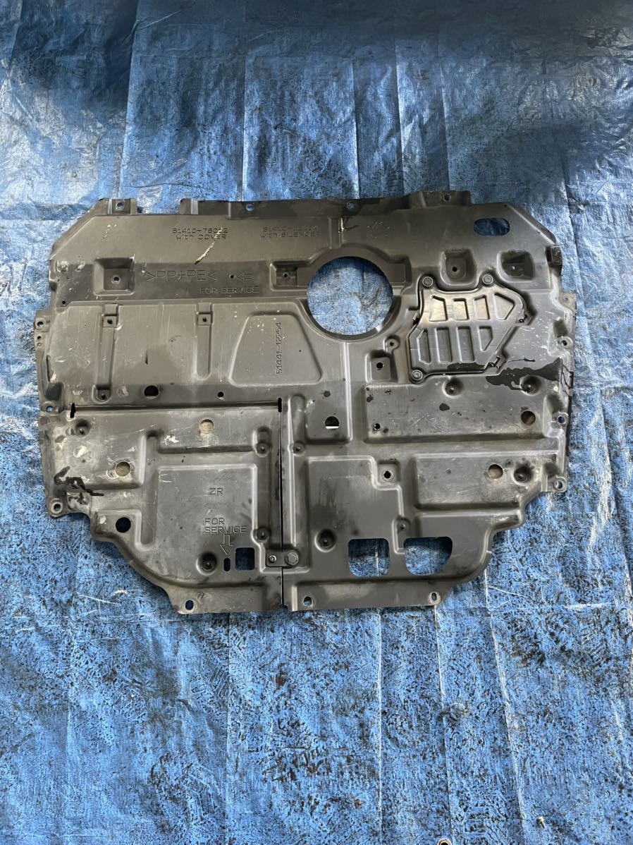 Yahoo!オークション - 203 トヨタ ZVW 30 プリウス フロント エンジン ...