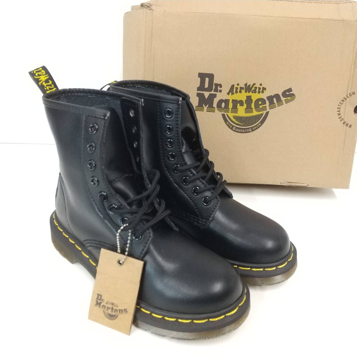 Yahoo!オークション - 658【未使用品 キズ有り】ドクターマーチン 8ホ...