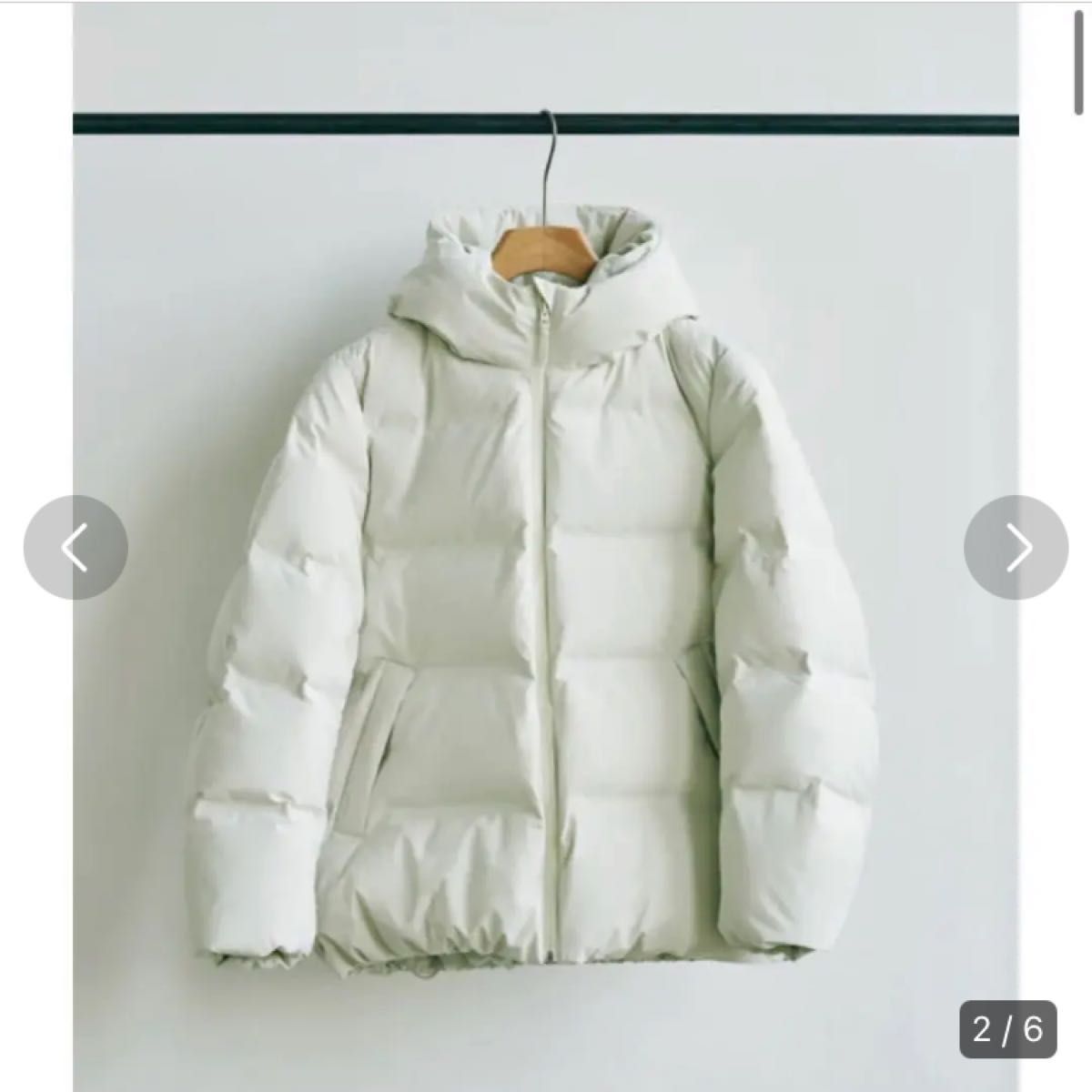 ユニクロ UNIQLO シームレスダウンパーカ オフホワイト L 完売品 ユニクロ UNIQLO シームレスダウンパーカ オフホワイト L 完売品