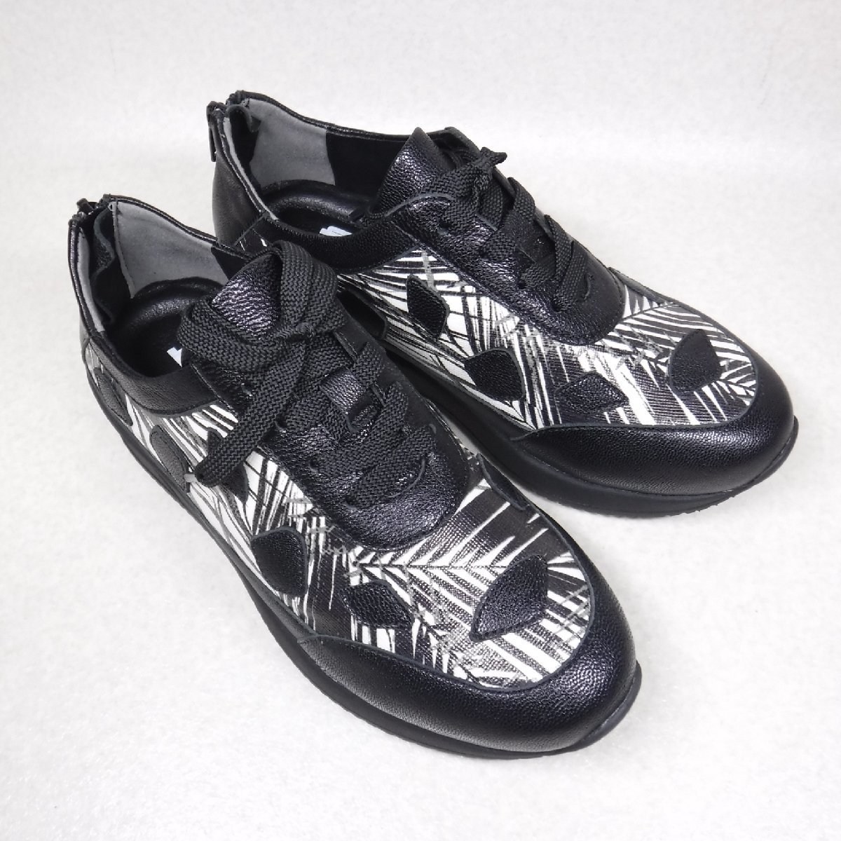 Yahoo!オークション - KK211 センソユニコ t.b 新品 定価30800円 黒 か...