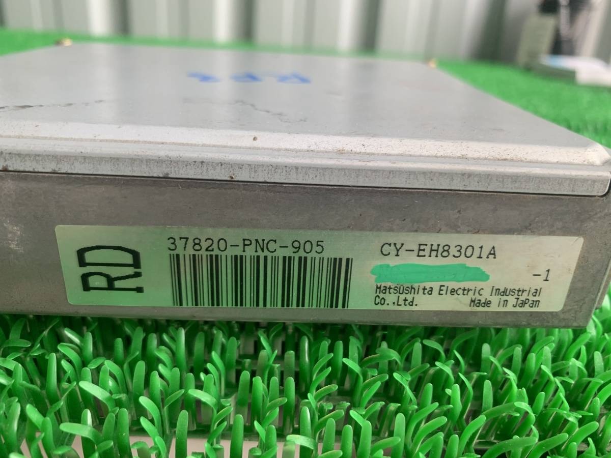 Yahoo!オークション - Z2-2 ホンダ ステップワゴンスパーダ RF5 ステッ...