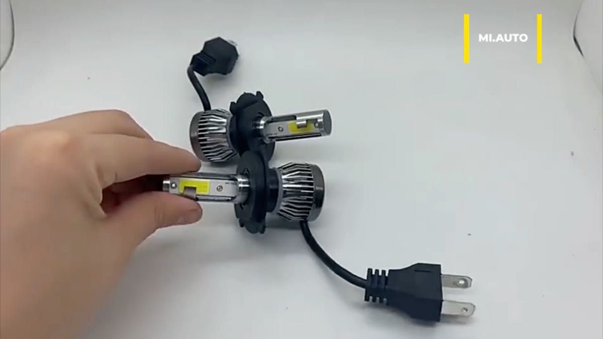 LED H8/H11/H16/HB3/HB4/H4 Hi/Lo LEDフォグランプ ヘッドライト フォグライト バルブ 車検対応｜PayPayフリマ