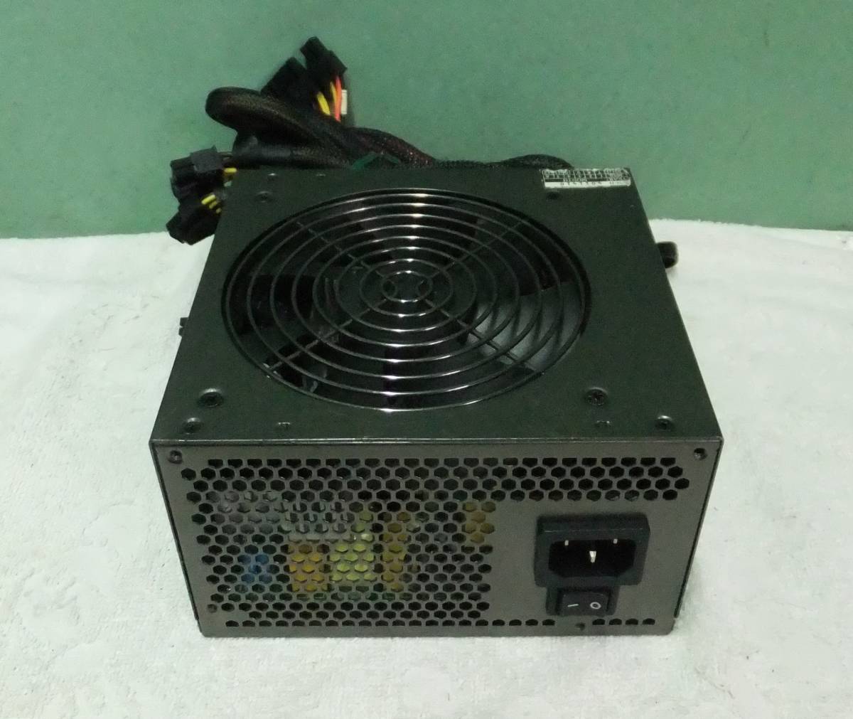 Yahoo!オークション - 玄人志向 630W KRPW-P630W/85+ 80PLUS PC電源ユ...