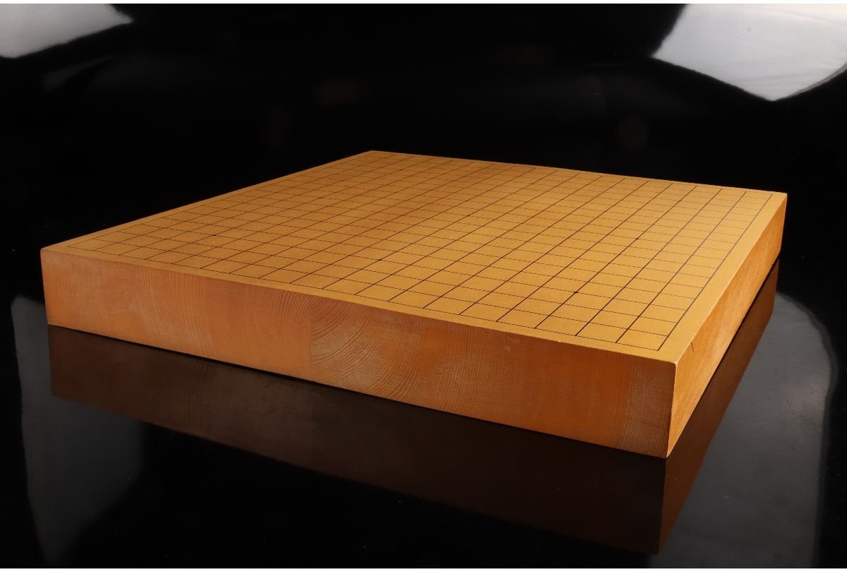 Yahoo!オークション - [URA]本榧製卓上19路碁盤/厚み5.5cm/約5kg/2-5-0...