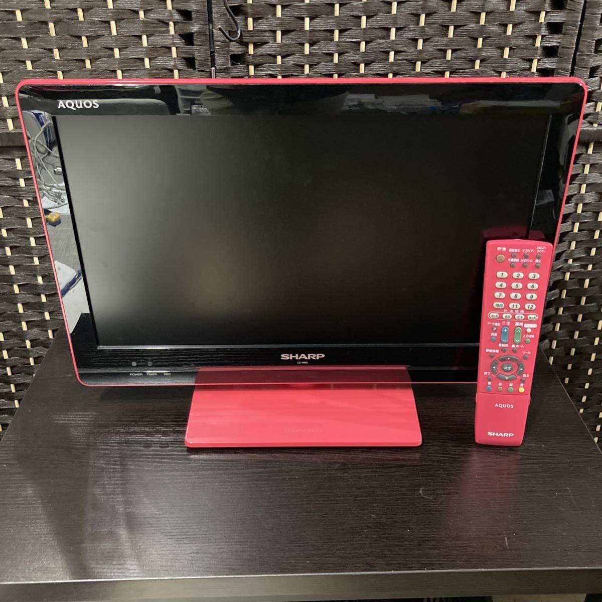 Yahoo!オークション - 【週末限定】SHARP AQUOS LC-19K5-P 2011年製シ...