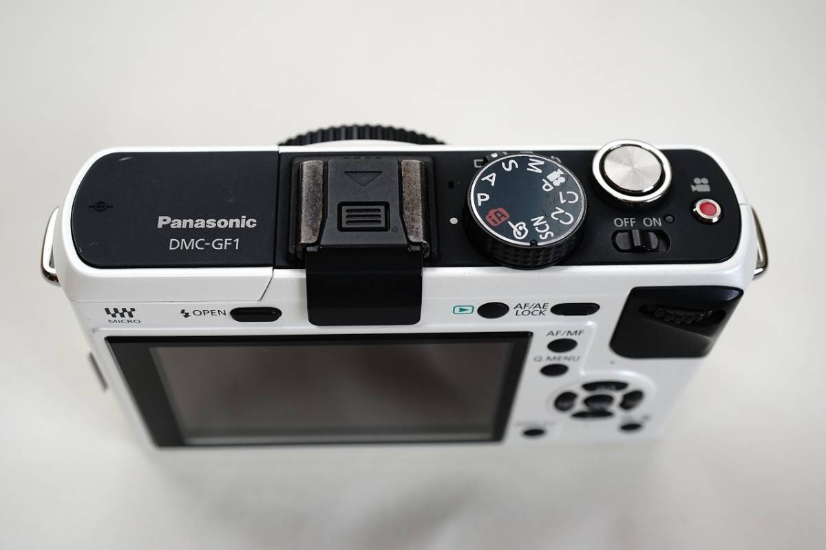 Yahoo!オークション - Panasonic LUMIX DMC-GF1 ホワイト