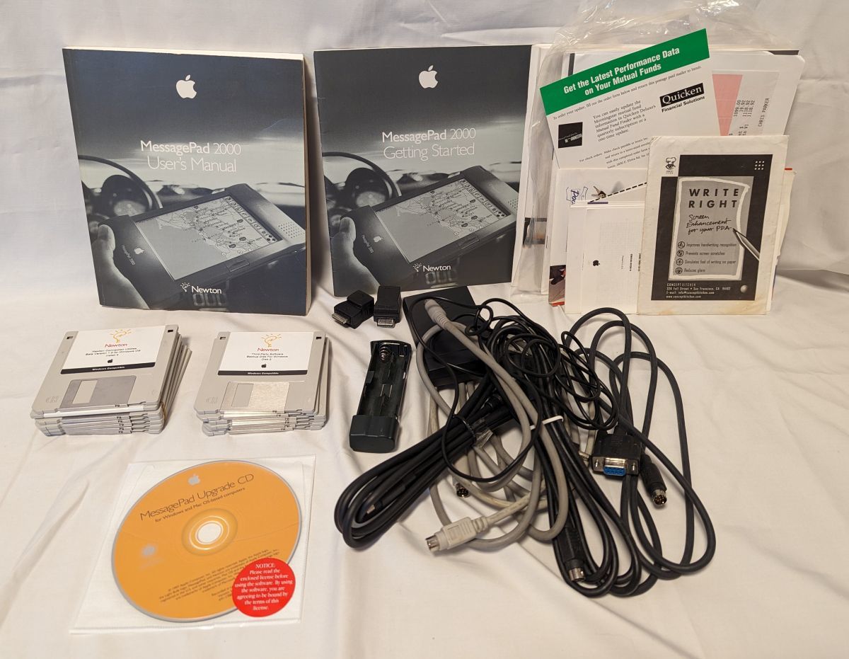 ジャンク品 Apple Newton MessagePad2100 ソフト付 PDA ジャンク品 Apple Newton MessagePad2100 ソフト付 PDA