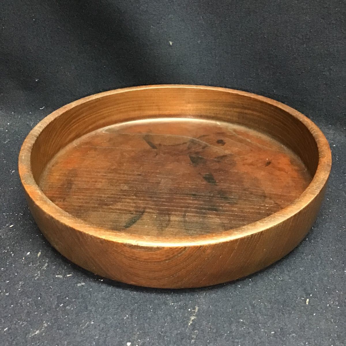 お盆 欅材 ケヤキ 木工工芸 直径24cm 煎茶道具 煎茶盆 無垢材 重さ412g 丸盆 刳抜 刳貫 杢目 木目 民芸 こね鉢 アクセサリー 木製(盆)｜売買されたオークション情報、yahoo ...