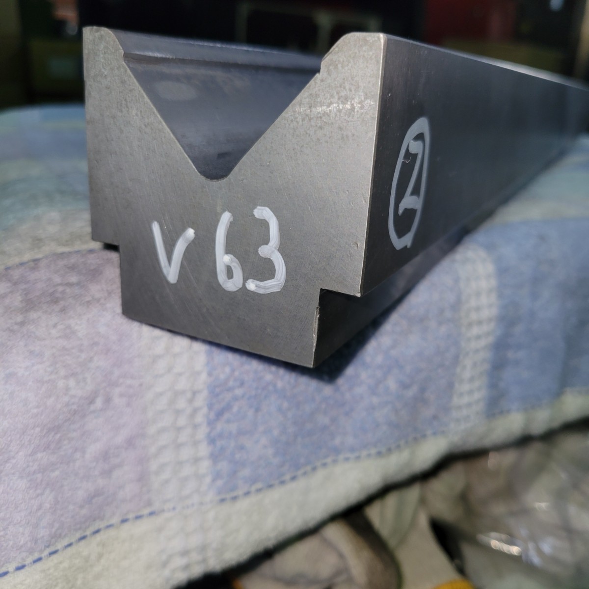 アマダ 金型 ベンダー ダイ V63 Lサイズ ②(工具、DIY用品)｜売買されたオークション情報、yahooの商品情報をアーカイブ公開 - オークファン（aucfan.com）