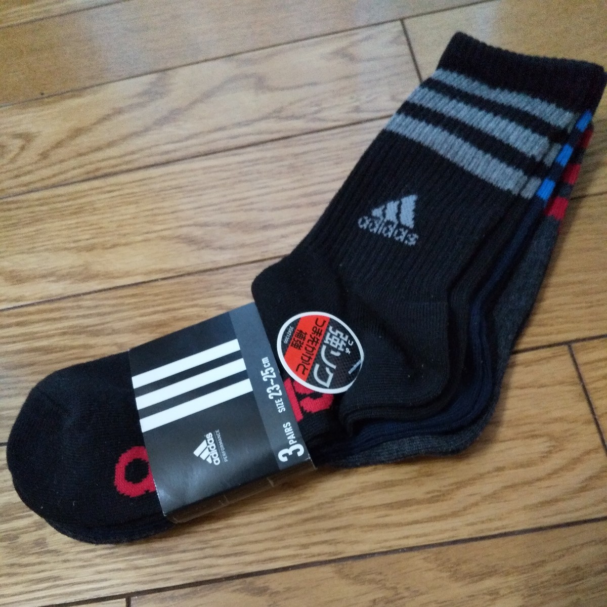 Yahoo!オークション - 送料210円 強ソク 23～25cm adidas スポーツソッ...