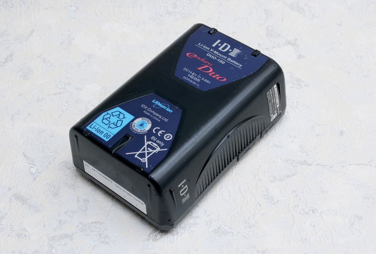 Yahoo!オークション - IDX リチウムイオンVマウントバッテリー DUO-150