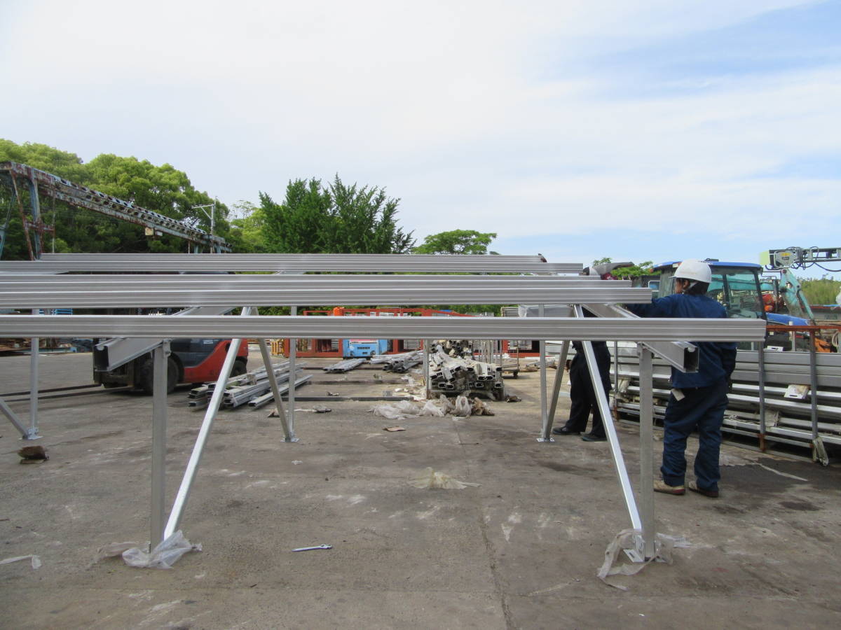 Yahoo!オークション - 油谷 №1327 太陽光パネル 架台 アルミ製 カーポ...