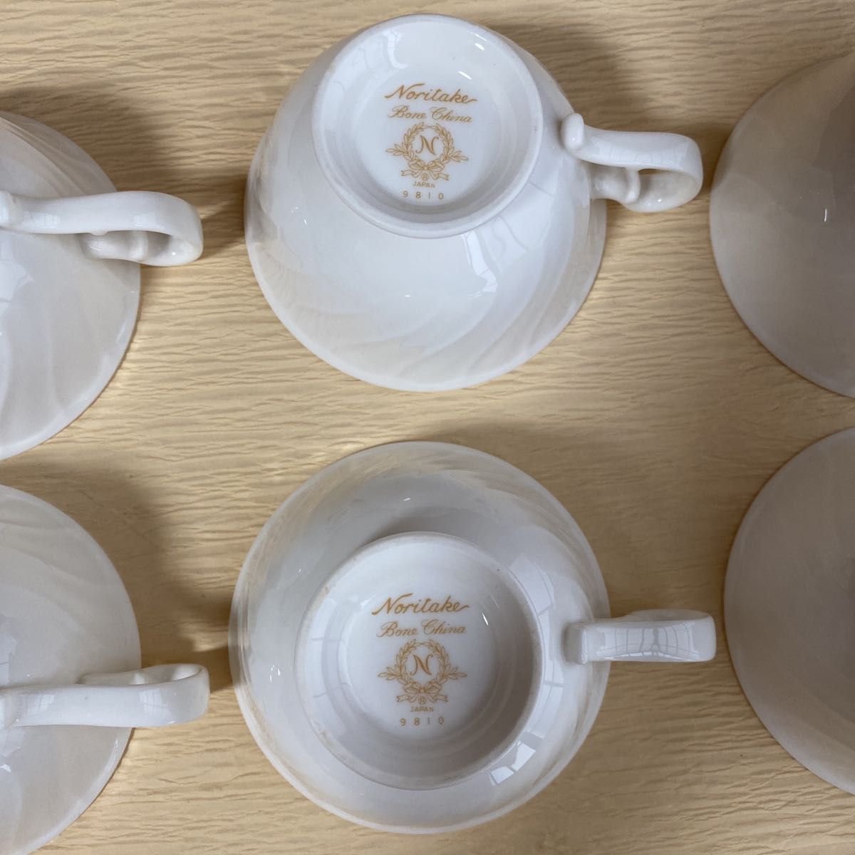 ノリタケ Noritake カップ&ソーサー ボーンチャイナ CHINA 9810 ノリタケ Noritake カップ&ソーサー ボーンチャイナ CHINA 9810