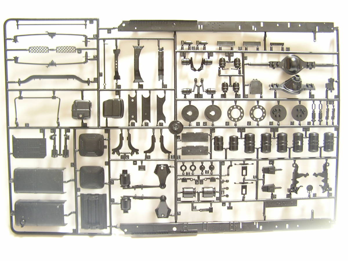 Yahoo!オークション - 未組立 イタレリ 1/24 スカニア 144 トップライ...