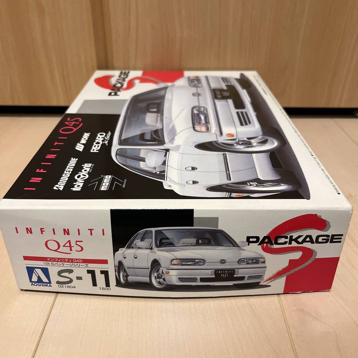 Yahoo!オークション - 新品未開封 アオシマ 1/24 インフィニティ Q45 S...