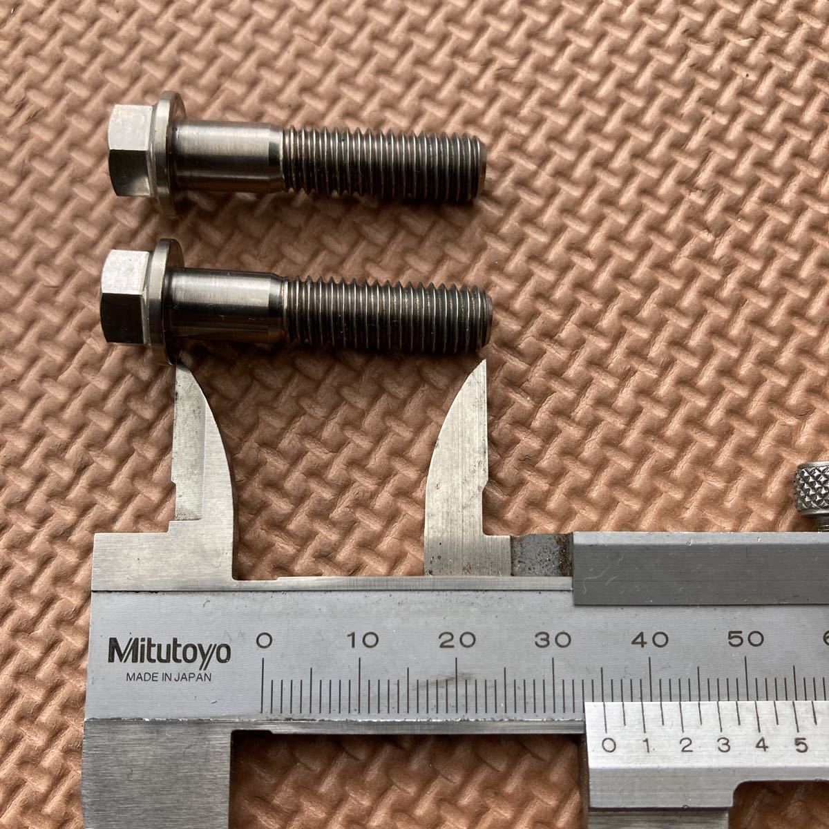 Yahoo!オークション - ベータチタニウム 64チタン M8 チタンボルト