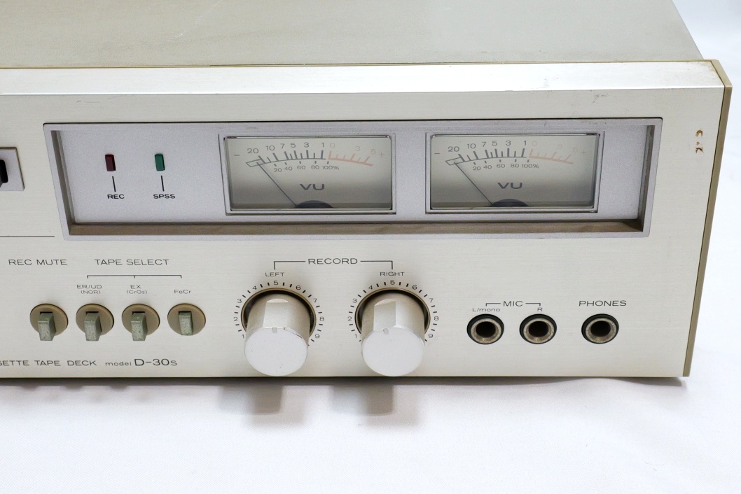 Yahoo!オークション - ジャンク即決 Lo-D STEREO CASSETTE DECK D-30S...