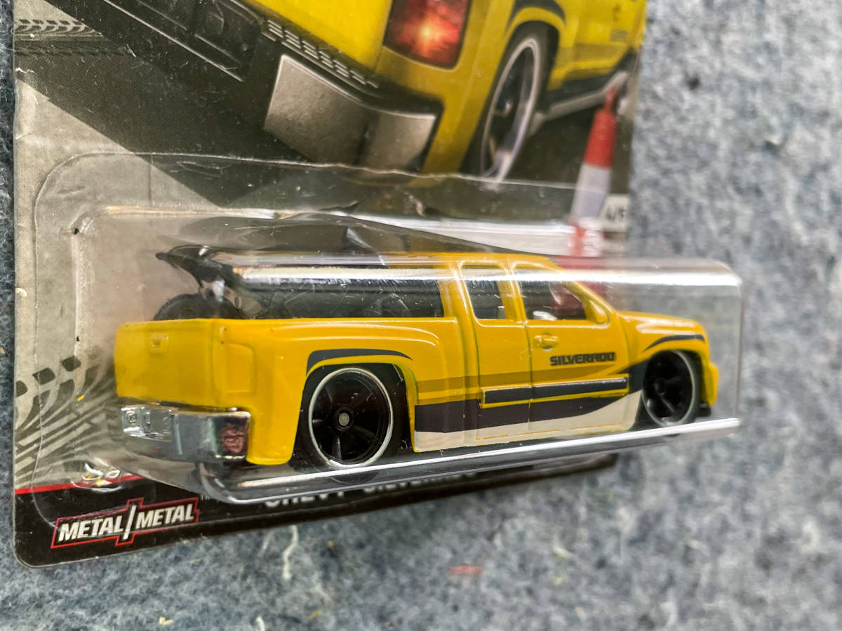 Yahoo!オークション - Hot Wheels 2016 Car Culture Trucks Chevy Silv...