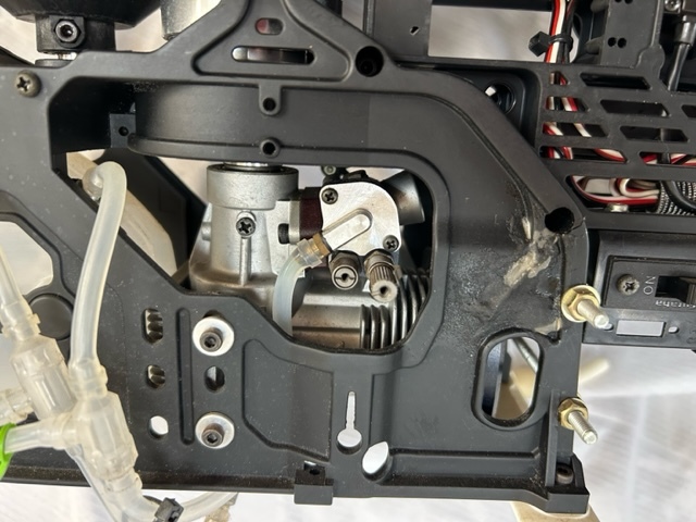 Yahoo!オークション - ヒロボー HIROBO RCヘリコプター SDX50 中古