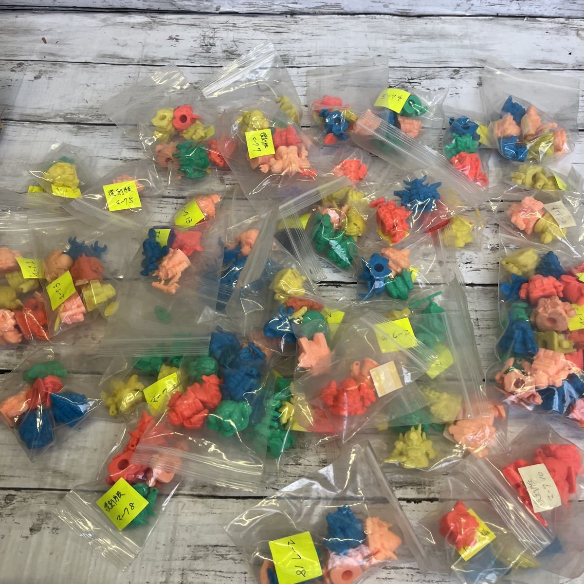 Yahoo!オークション - k803 ガンダム SDガンダム ガンゲシ キン消し 消...