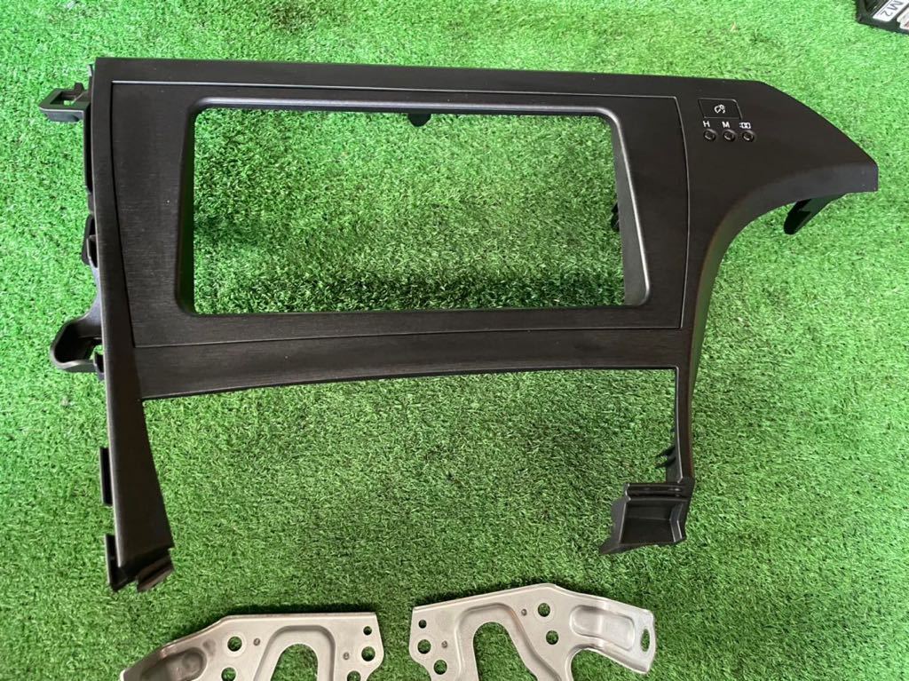 Yahoo!オークション - 203 トヨタ ZVW 30 プリウス オーディオパネル ...