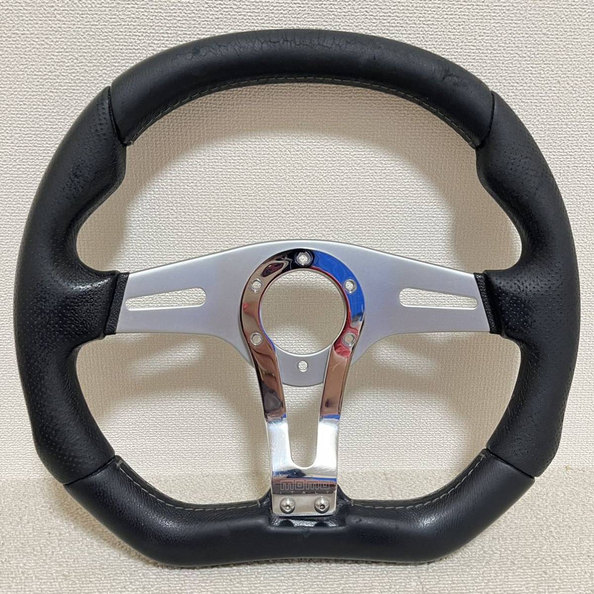 代購代標第一品牌－樂淘letao－MOMO 35φ TREK トレック モモ ステアリング ITALY TYP R35 KBA70259 モモステアリング MOMOステアリング ホーン付き D型