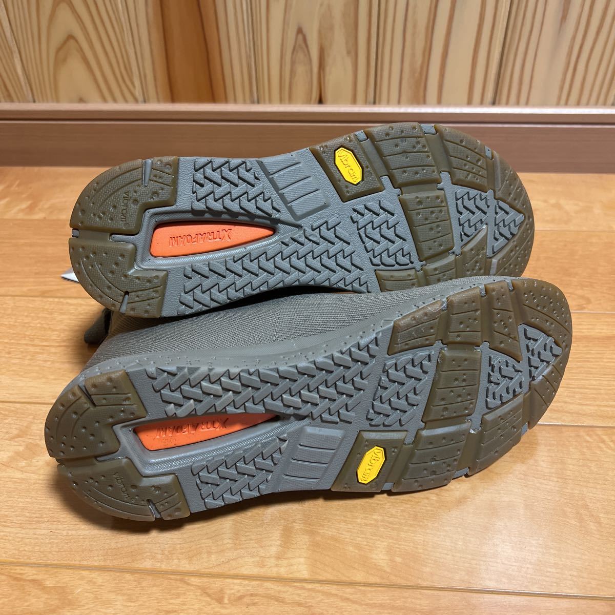 ベロシティ ニット ミッド II ゴアテックス インビジブル フィット ノースフェイス 25cm(その他)｜売買されたオークション情報、yahooの商品情報をアーカイブ公開 - オークファン ...