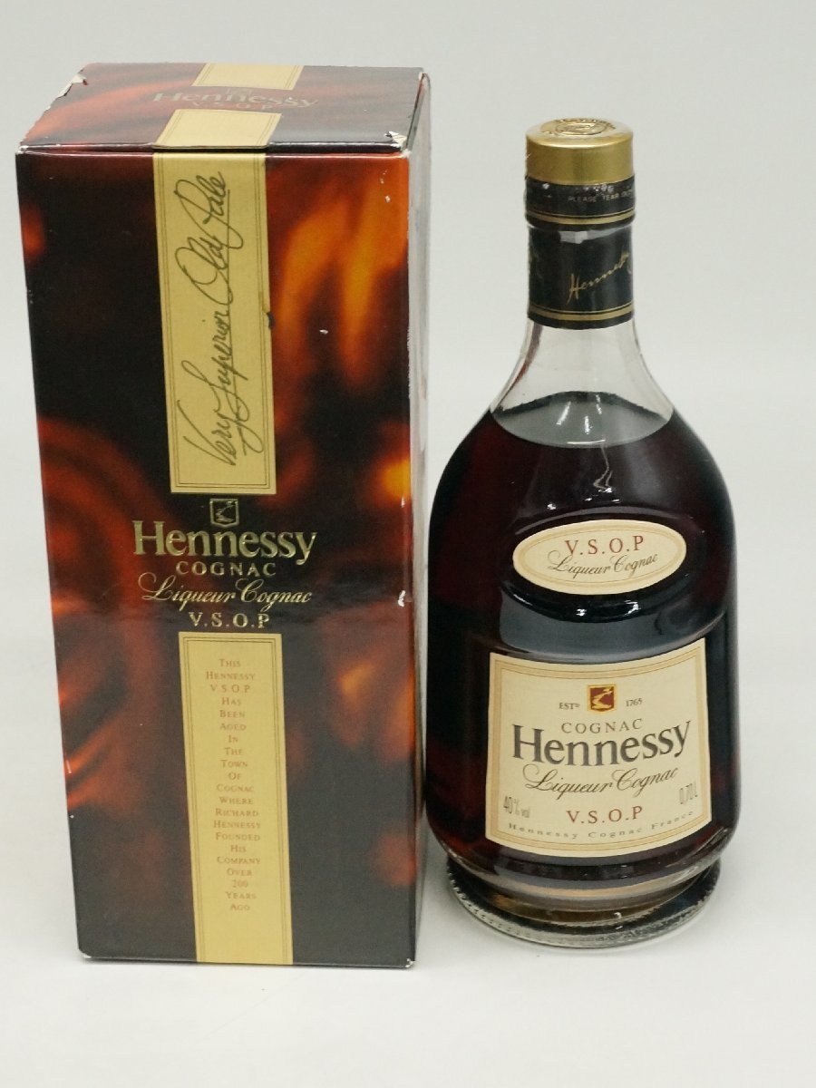 Yahoo!オークション - 1スタ 【未開栓】Hennessy VSOP 700ml 40％ 箱...