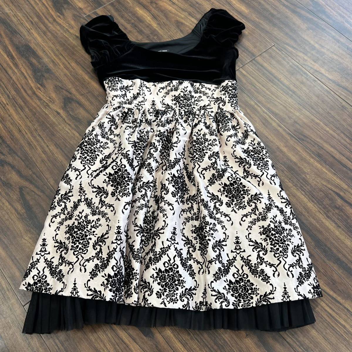 Yahoo!オークション - LEST ROSE ドレス 2