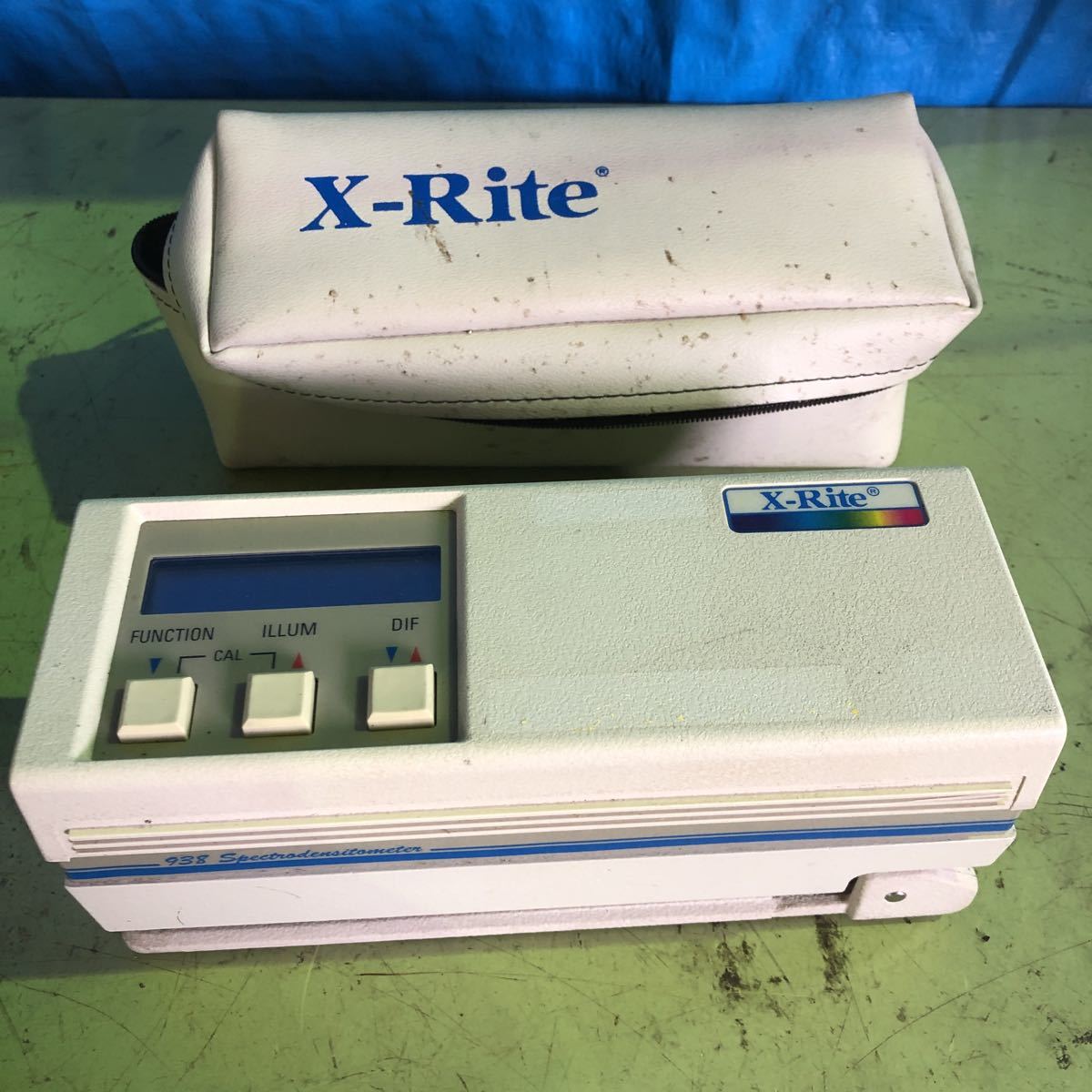 Yahoo!オークション - EAY-0909 X-rite 938 分光測色濃度計 ジャンク品