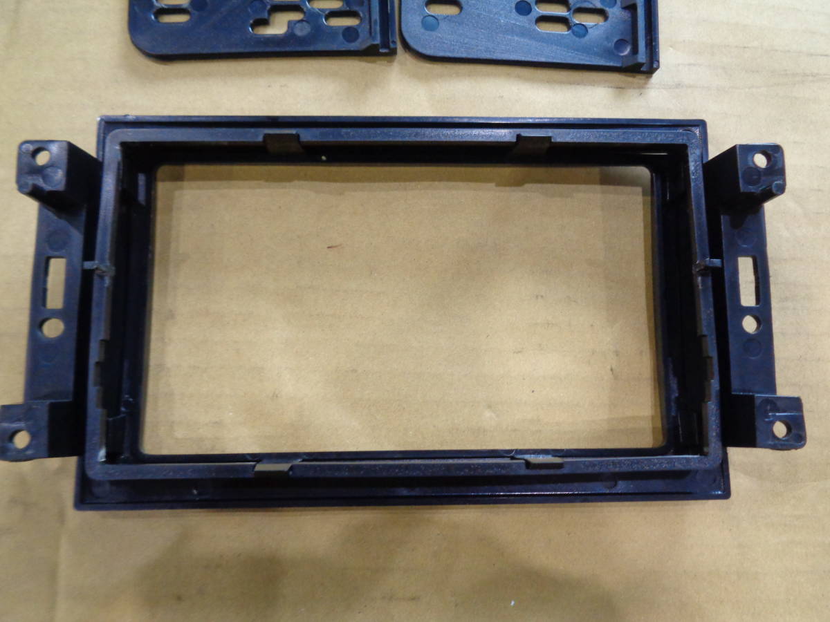 Yahoo!オークション - 05y クライスラー 300C オーディオ ナビ 取り付...